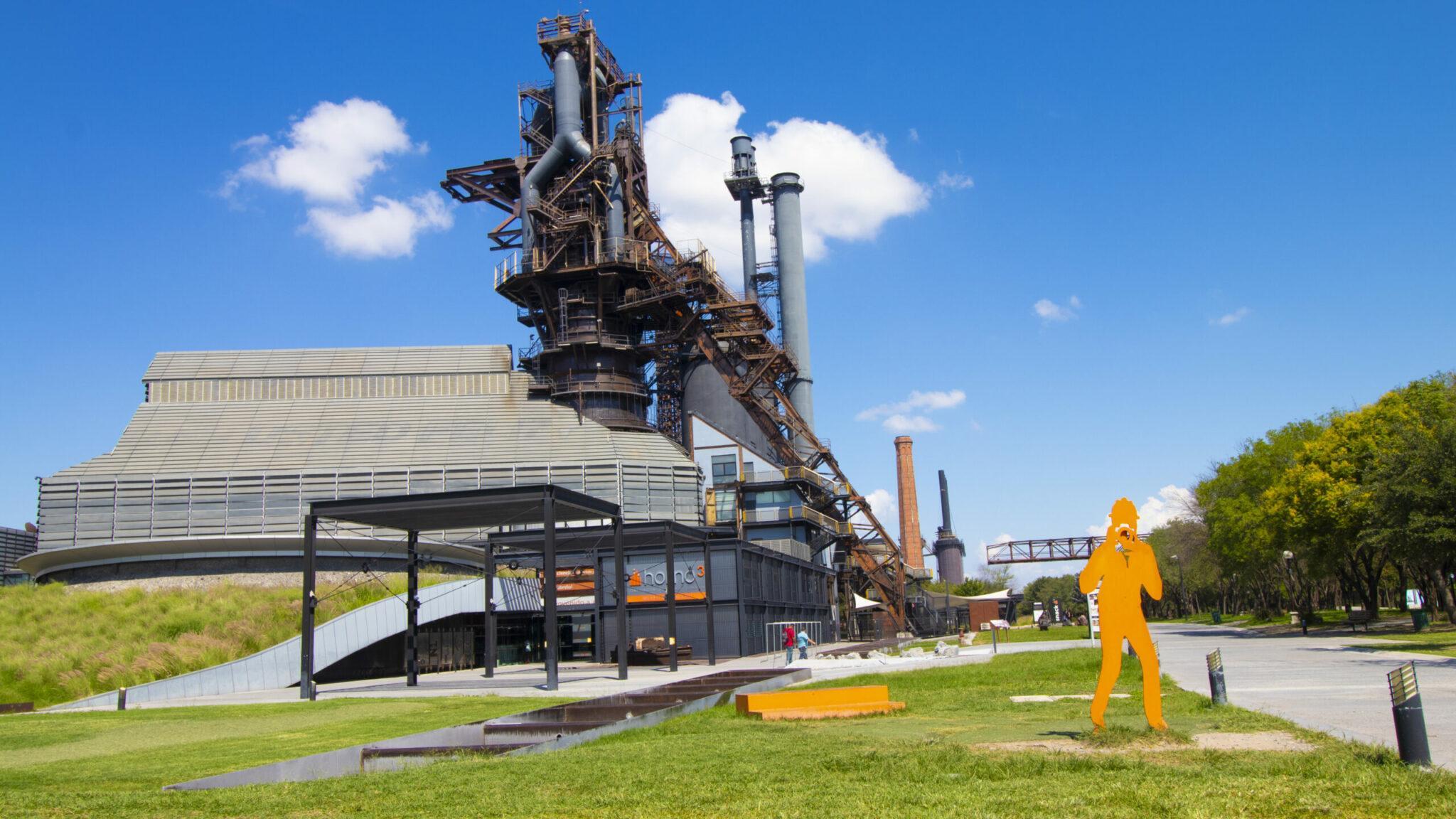 Parque Fundidora en Monterrey entre el acero y naturaleza